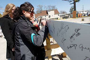 Topping Off Ceremony a big success – Momentum – Construction Projects ...