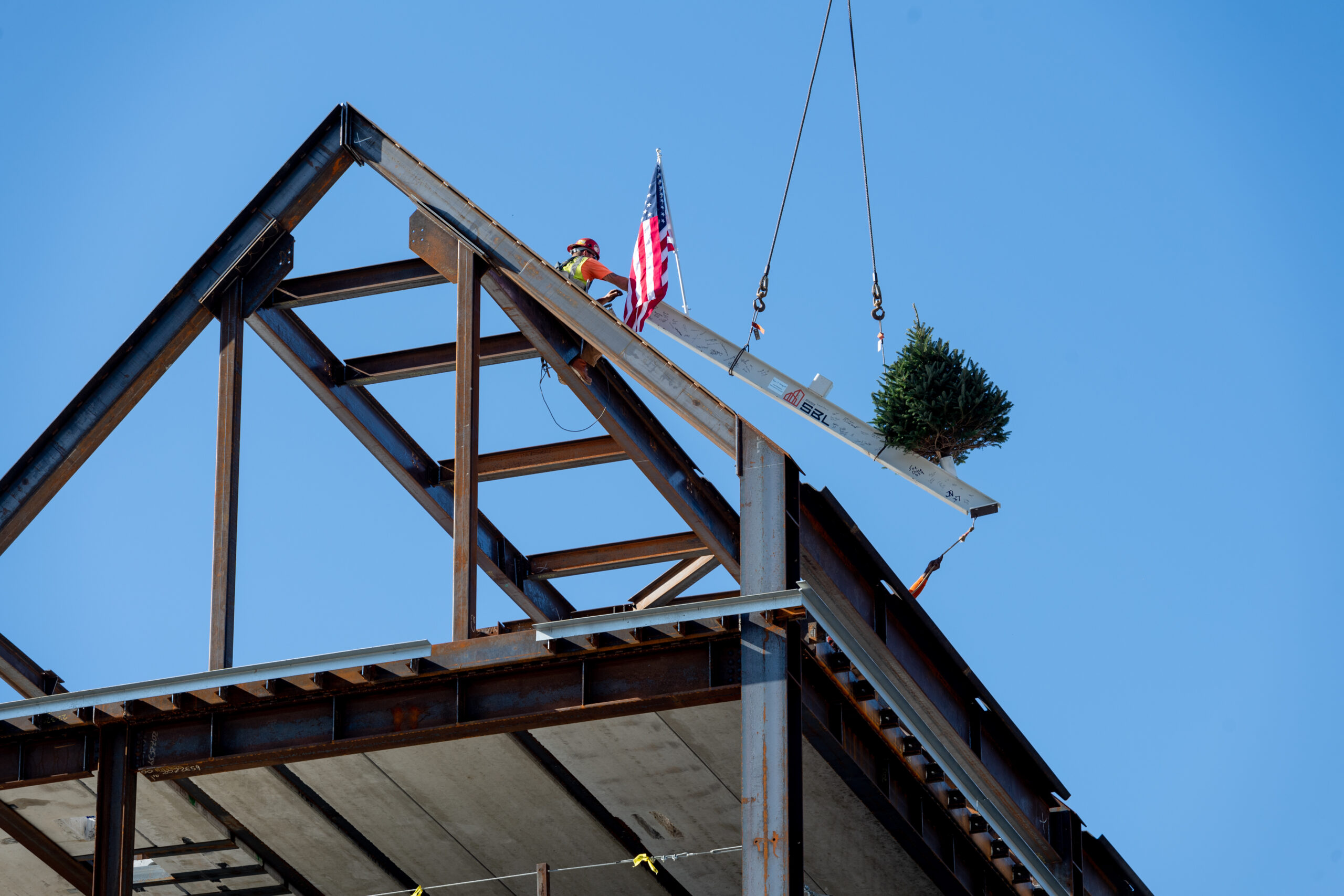 Shanley Hall Topping Off Ceremony – Momentum – Construction Projects at Providence College